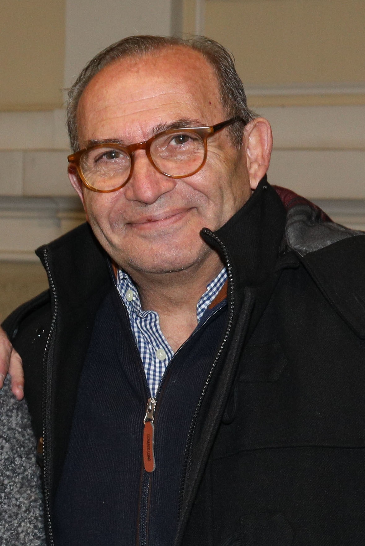 Ο Βασιλάκης Καΐλας μεγάλωσε! Ο αγαπημένος λούστρος του ελληνικού σινεμά σήμερα είναι 70 ετών - Η ...